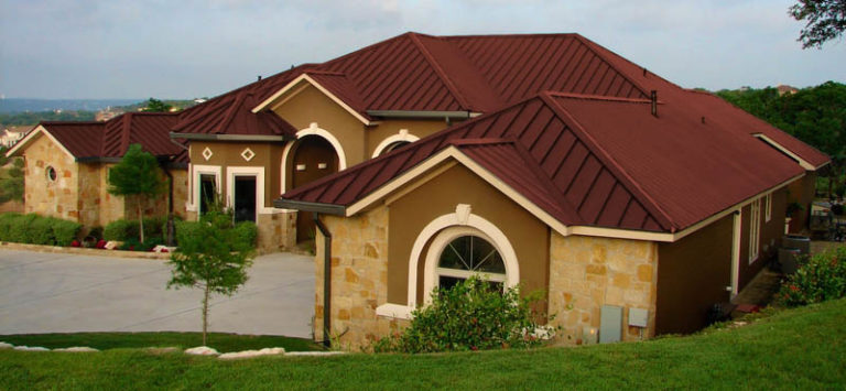 Houses with red metal roofs - Red roof houses - Myrooff.com