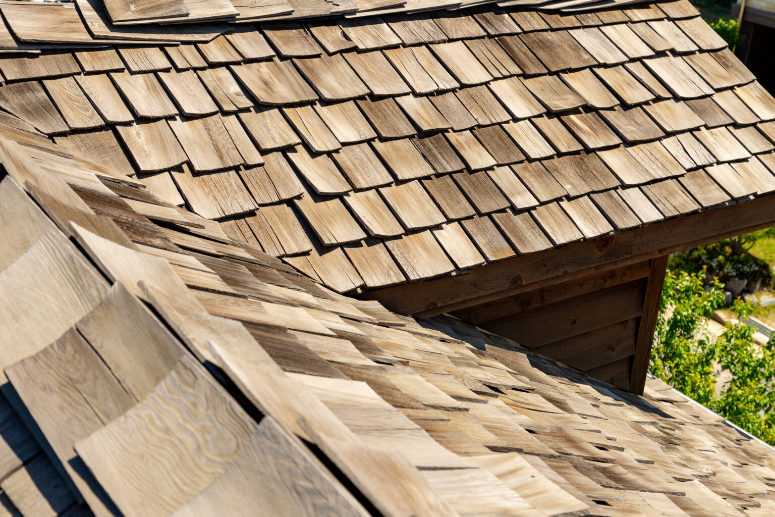 A comprehensive look at Wood shingle Roofs - Myrooff.com